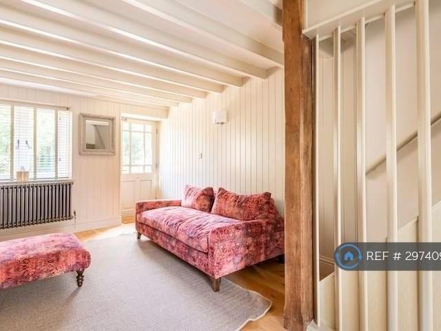 2 bedroom terraced house to rent