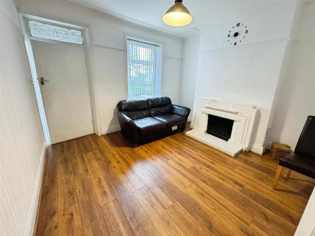 2 bedroom terraced house to rent