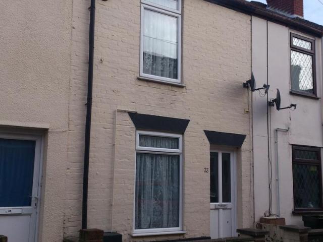 2 bedroom terraced house to rent