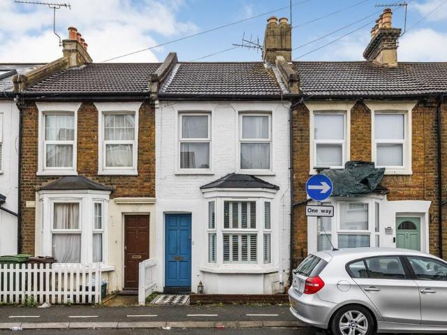 2 bedroom terraced house to rent