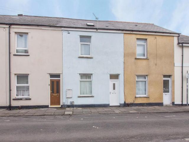 2 bedroom terraced house to rent