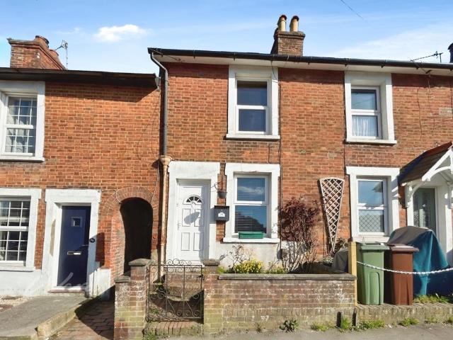 2 bedroom terraced house to rent