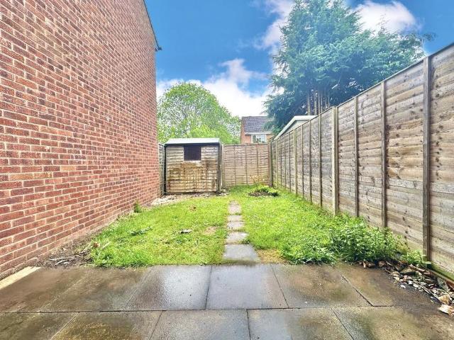 2 bedroom terraced house to rent