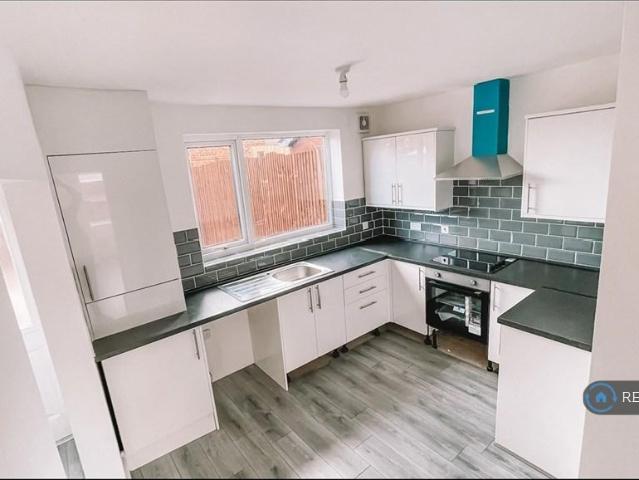2 bedroom terraced house to rent
