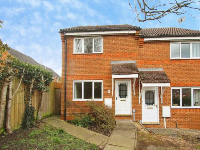2 bedroom terraced house to rent