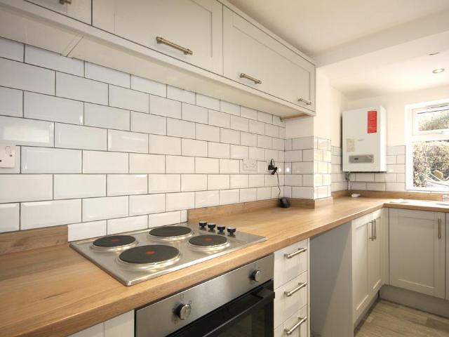 2 bedroom terraced house to rent