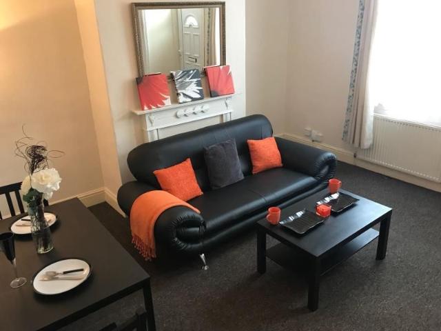 2 bedroom terraced house to rent