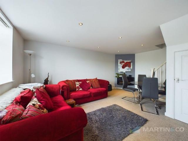 2 bedroom terraced house to rent