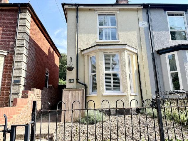 2 bedroom terraced house to rent