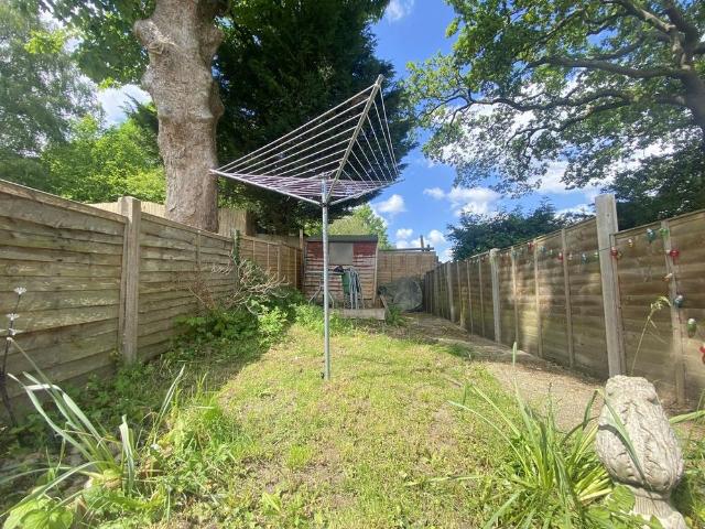 2 bedroom terraced house to rent