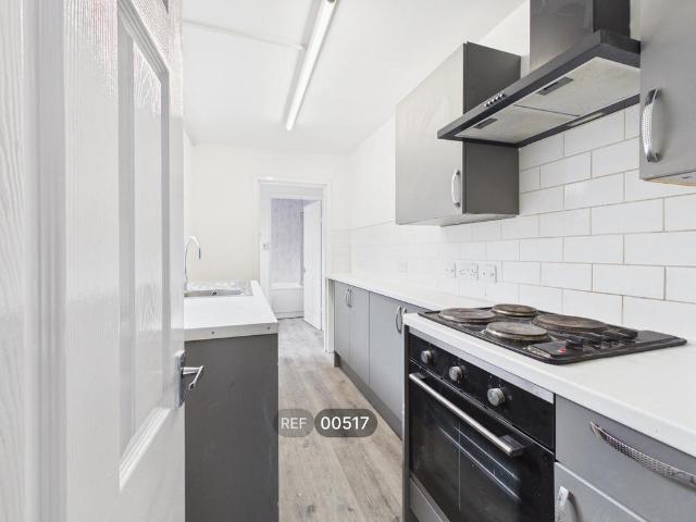 2 bedroom terraced house to rent
