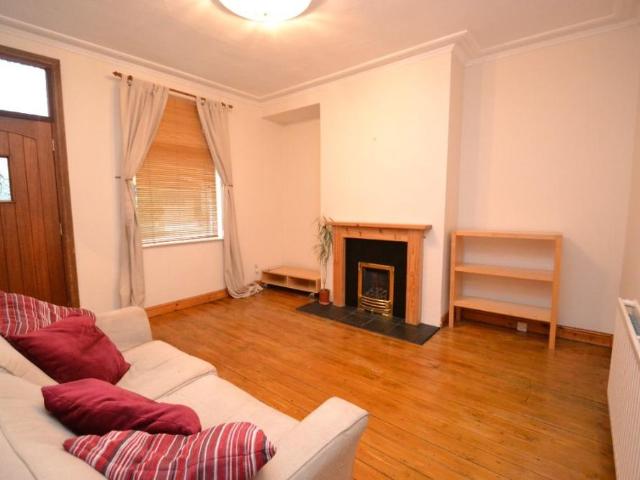 2 bedroom terraced house to rent