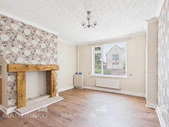 2 bedroom terraced house to rent