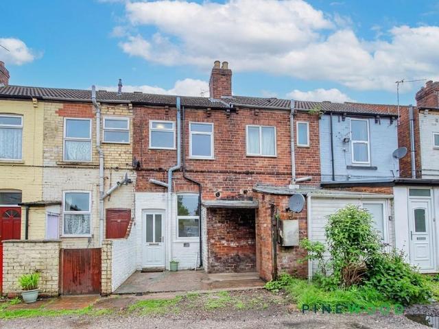 2 bedroom terraced house to rent