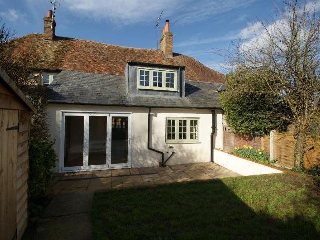 2 bedroom terraced house to rent