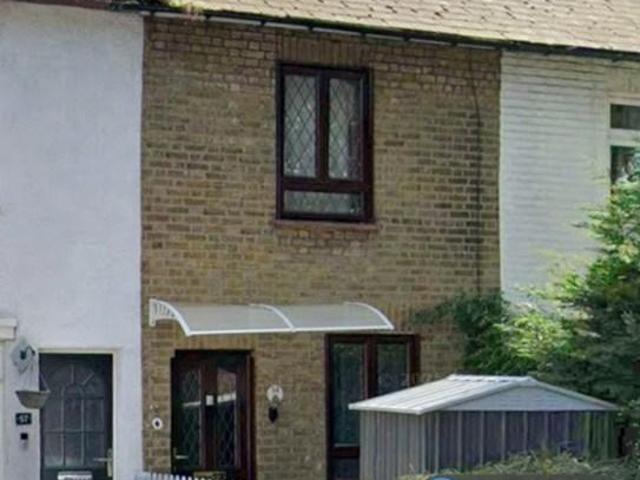 2 bedroom terraced house to rent