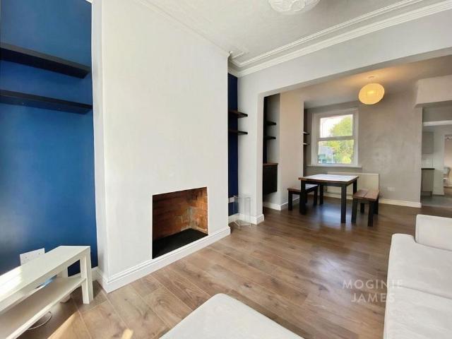2 bedroom terraced house to rent