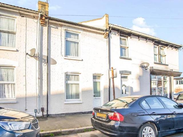 2 bedroom terraced house to rent