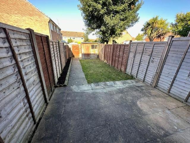 2 bedroom terraced house to rent