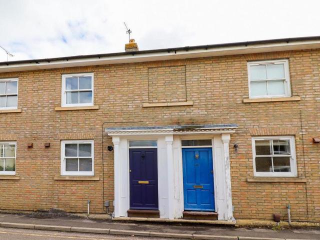 2 bedroom terraced house to rent