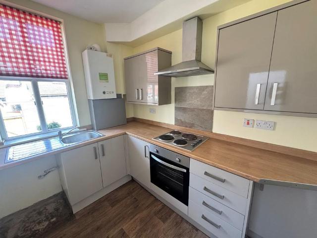 2 bedroom terraced house to rent