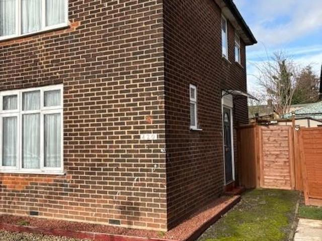 2 bedroom terraced house to rent