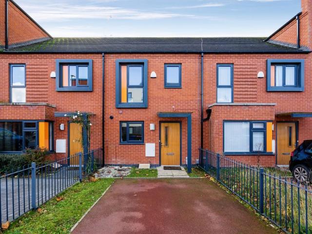 2 bedroom terraced house to rent