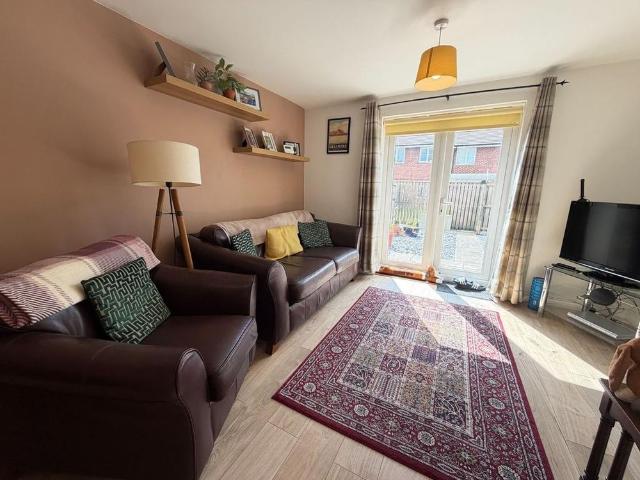 2 bedroom terraced house to rent