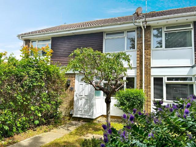 2 bedroom terraced house to rent