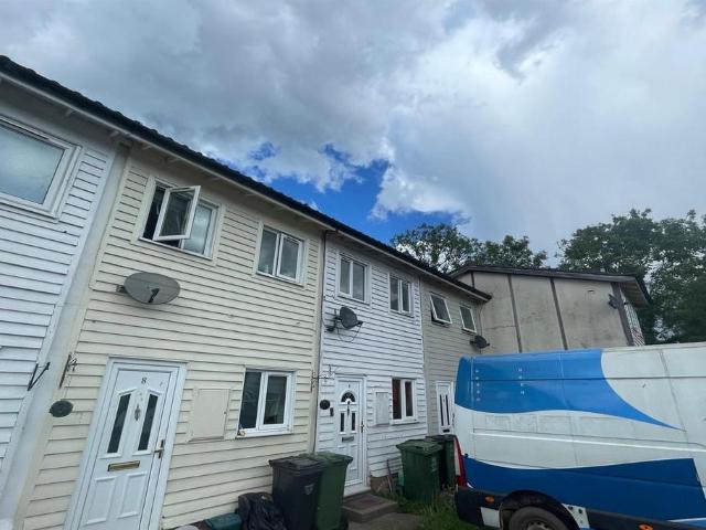 2 bedroom terraced house to rent