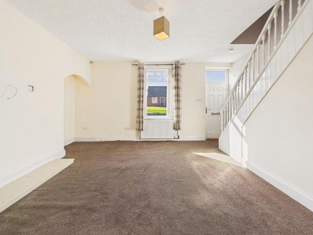 2 bedroom terraced house to rent