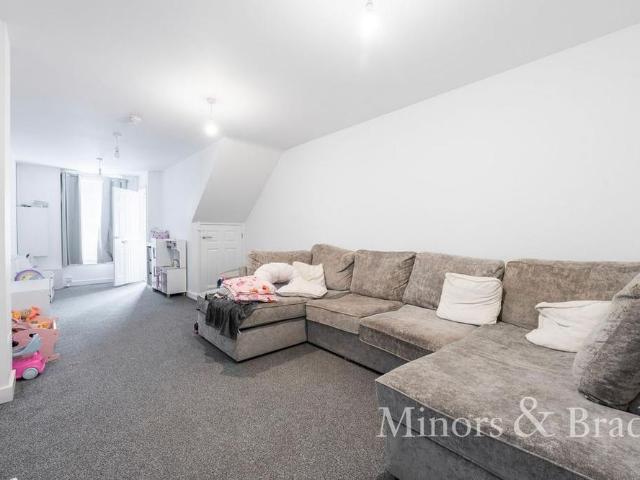2 bedroom terraced house to rent