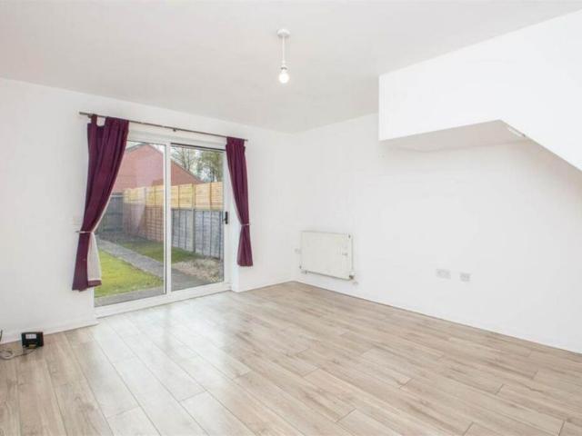 2 bedroom terraced house to rent