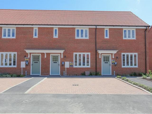 2 bedroom terraced house to rent