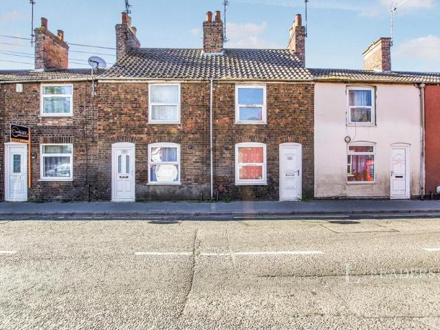 2 bedroom terraced house to rent
