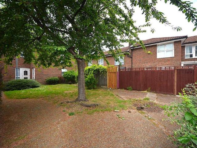 2 bedroom terraced house to rent