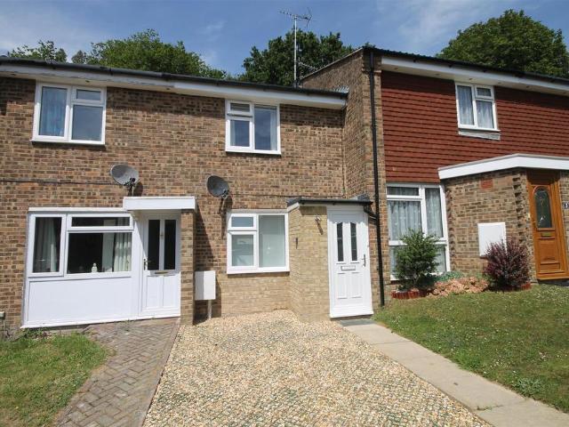 2 bedroom terraced house to rent