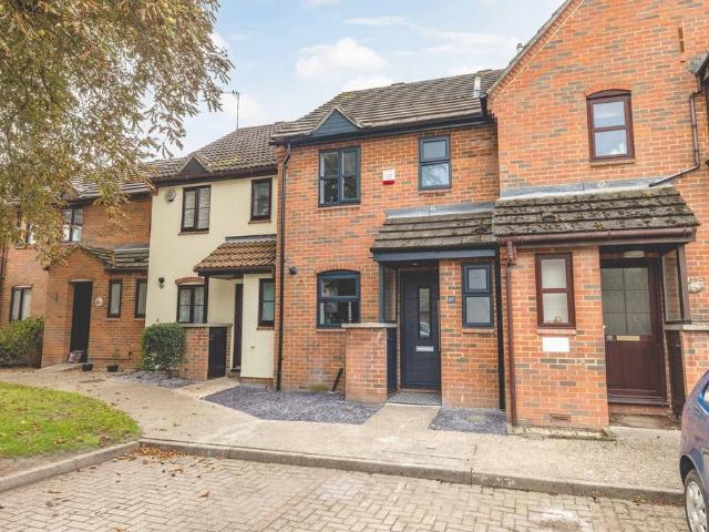 2 bedroom terraced house to rent