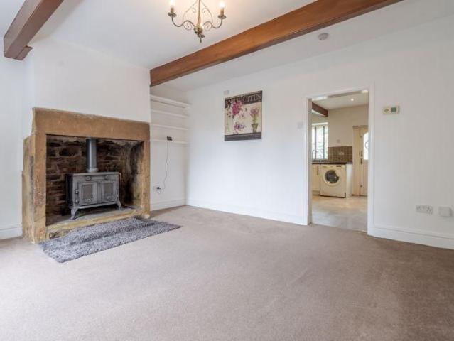 2 bedroom terraced house to rent