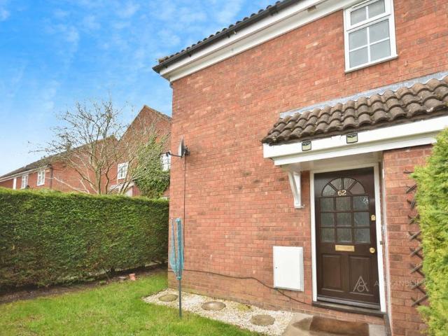 2 bedroom terraced house to rent