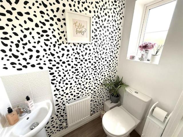 2 bedroom terraced house to rent