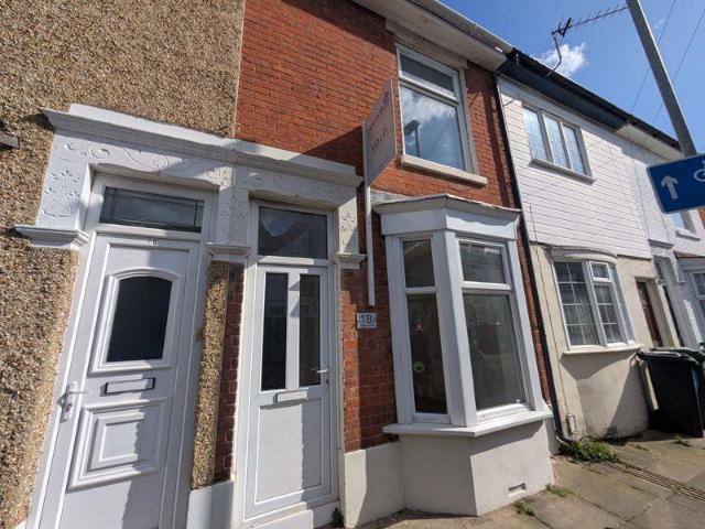 2 bedroom terraced house to rent