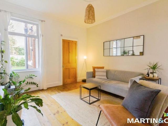 2 bedroom terraced house to rent