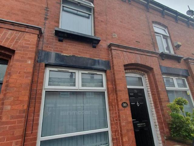2 bedroom terraced house to rent
