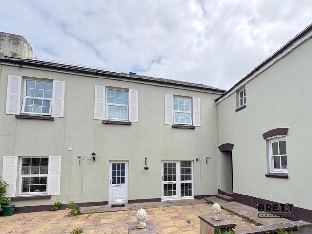 2 bedroom terraced house to rent