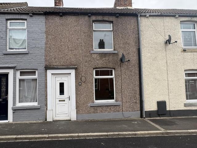 2 bedroom terraced house to rent