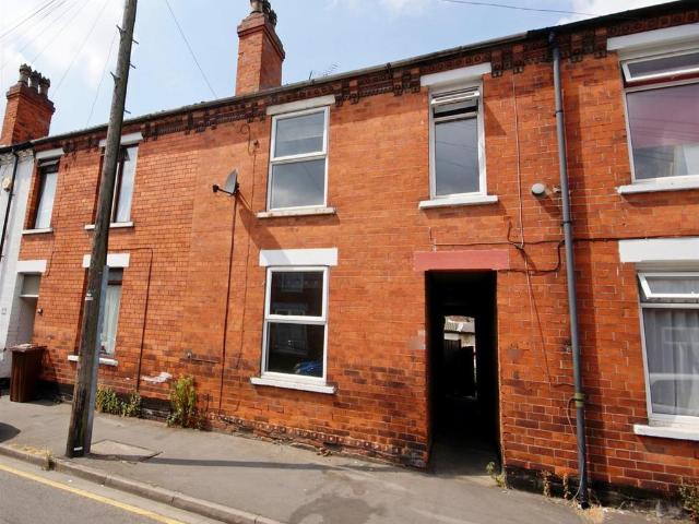2 bedroom terraced house to rent