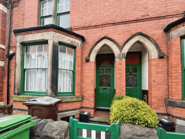 2 bedroom terraced house to rent