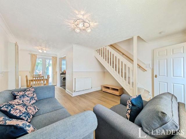 2 bedroom terraced house to rent