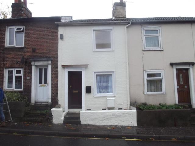2 bedroom terraced house to rent
